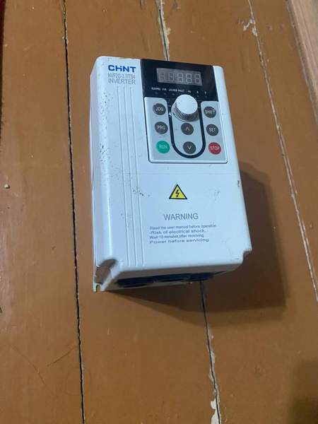 Inverter CHNT NVF2G-3.7/TS4