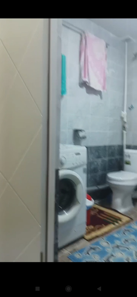Уй сотилади, арзон, келиб куринг