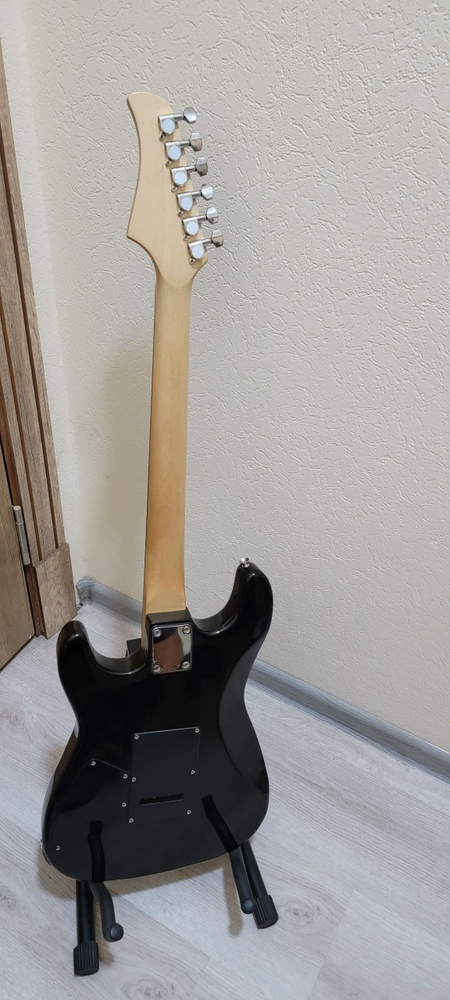 Elektron sola gitara