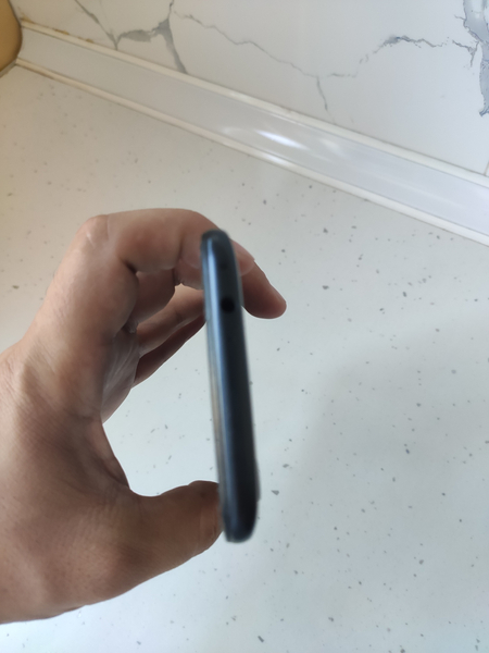 Redmi 7 sotiladi