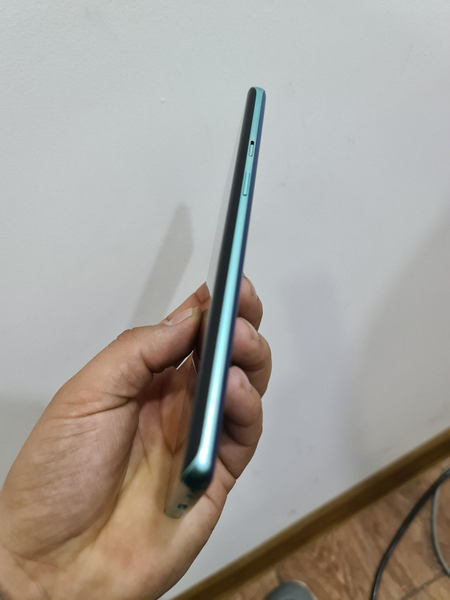 OnePlus 8 Pro 8+8/128 gb