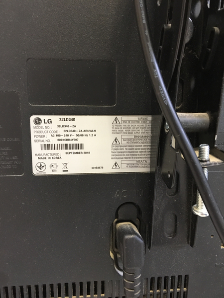 Телевизор LG в идеальном состянии!
