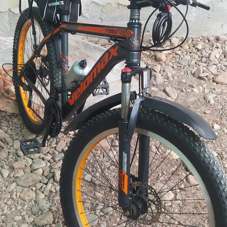 Velosiped spartivniy