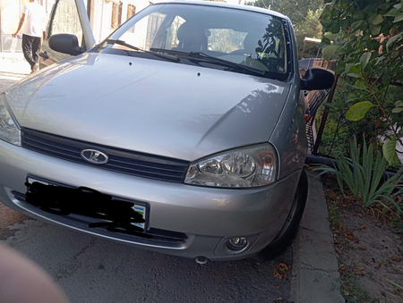 Lada kalina sotiladi