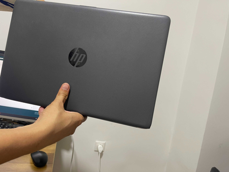 Hp 250 G7 Intel core i3 10 avlod 128gb SSD, 1tb hard disk Srochna