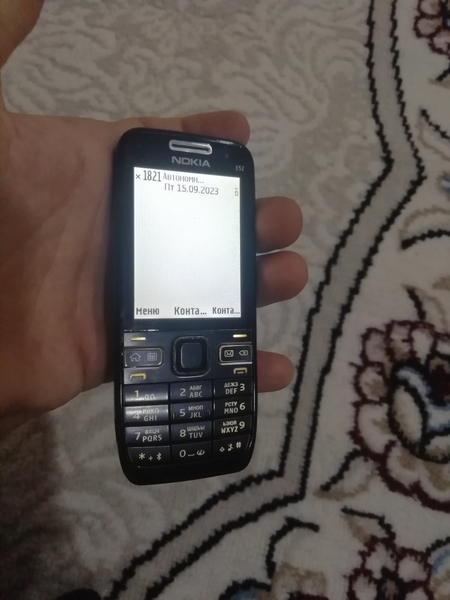 Nokia 7373 gold sotladi uz imeya otgan