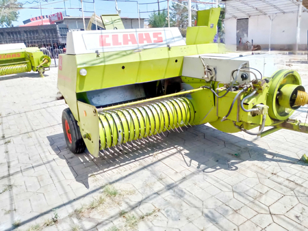 Claas Markant 51