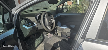Spark elektito mobil