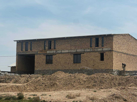 Фархода электро станция ёнида жойлашган 2 каватли Ховли  сотилади