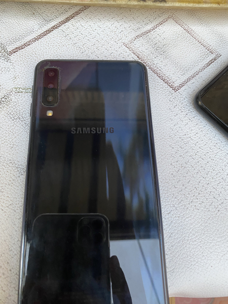 Samsung galaxy A7  2018