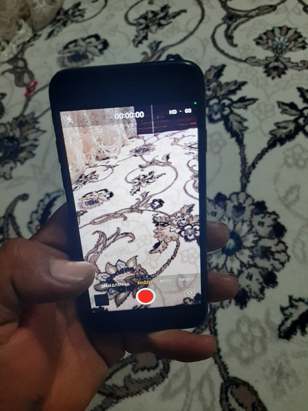 Iphone 7 sotiladi