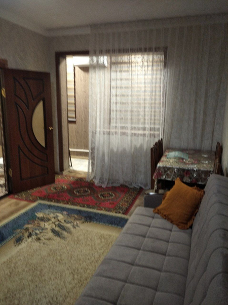 Продаётся квартира на Чиланзаре 1/4/4