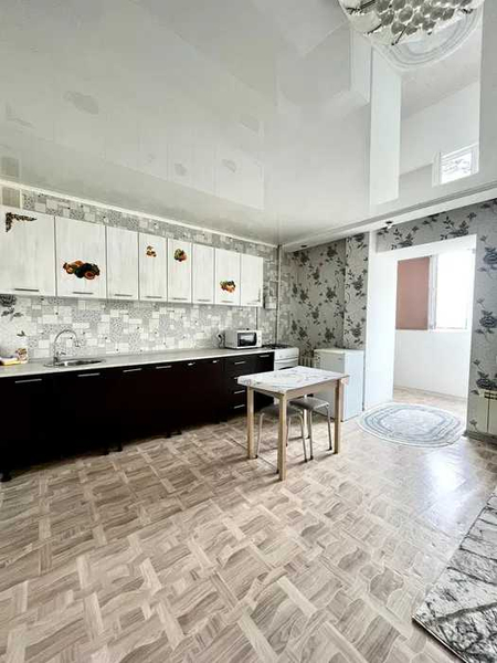 Юнусабадский •  Ц-5 (Киет) • 2-комн • 65 м² • этаж 2/6 • [MGA: 206]