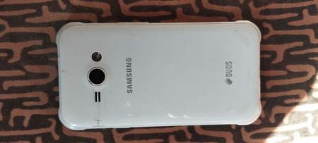 Samsung Galaxy J1 ace