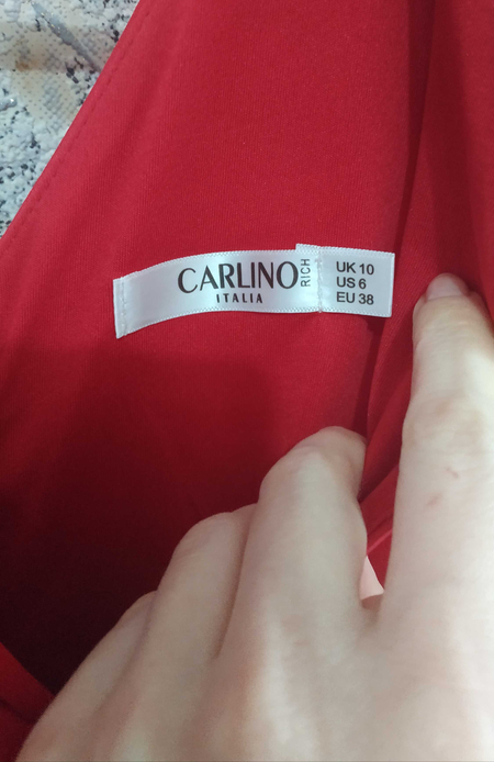 Продам женское платье.