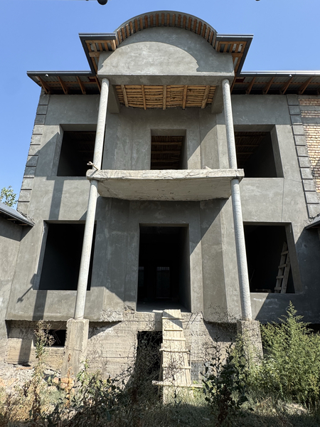 Срочно продается участка коробка 3 sotik 3 etaj