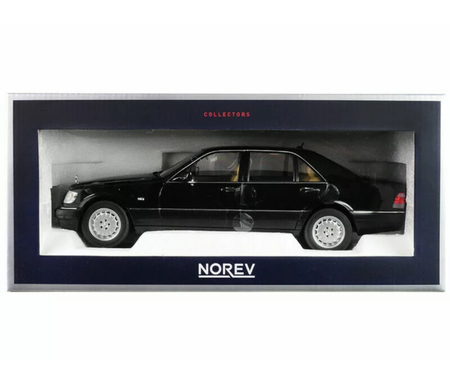 Mercedes Benz 1:18