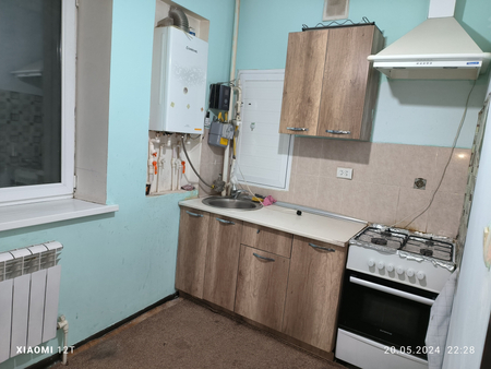 Srochno Срочно, 3 ком, 3/5/7 Motrid Мотрид, Qorasuv Қорасув,