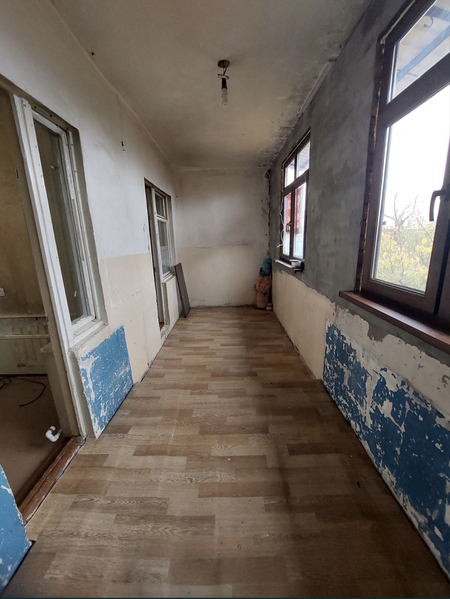 Kora kamish 2/4 da 2/4/5 balkon 2x6 srochna arenda