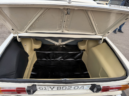 VAZ 2106. Sotladi