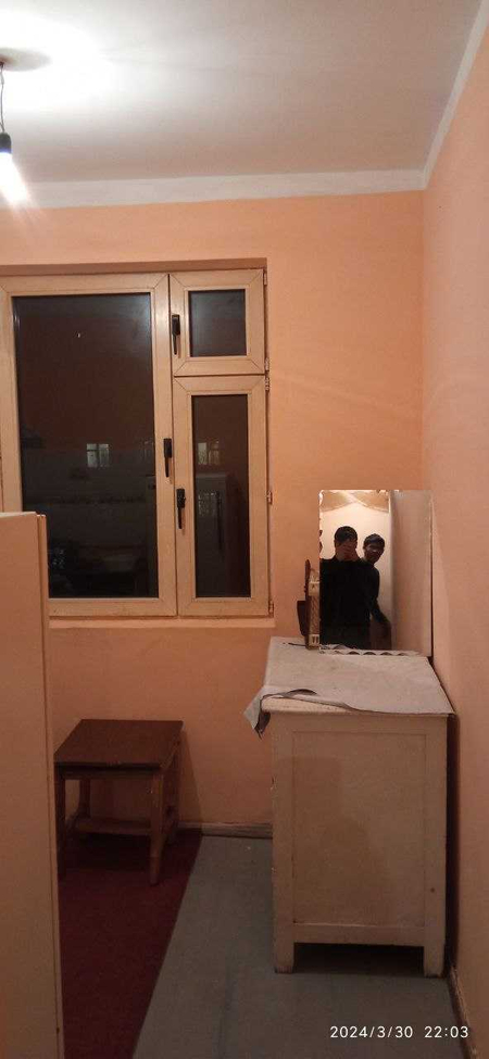 Продам квартиру на Чиланзаре, улица Наккошлик 2/3/4 кирпич, раздельные