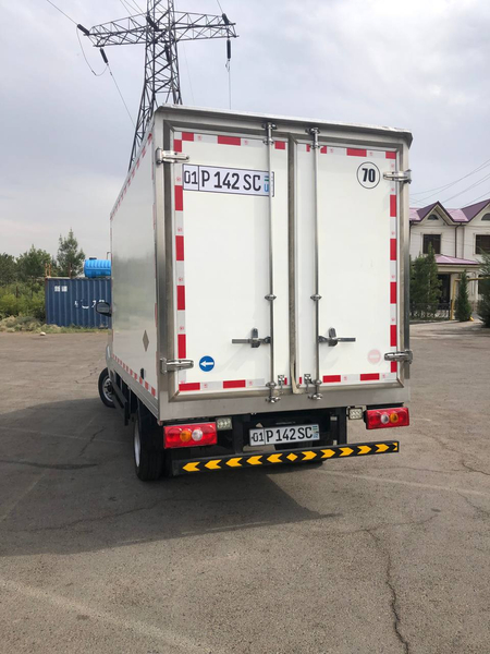 Changan sotiladi refrejirator рефрежиратор 3 тонна