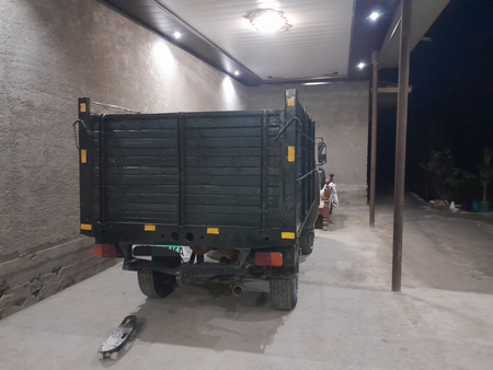 Faqat rialni oladiganlar aloqaga chiqsin