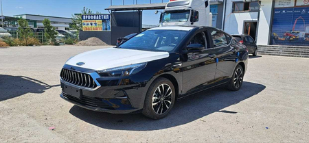 JAC J7 - Продаётся новый, элегантный седан лифтбек JAC J7.
