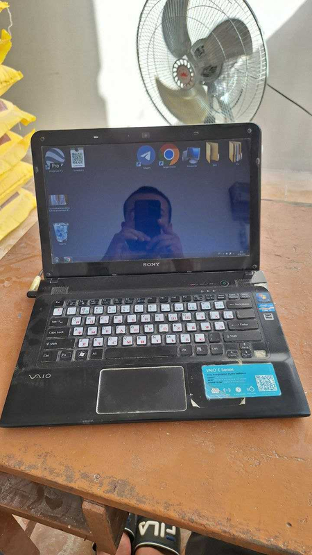 Laptop Sony Vaio 14 inch
