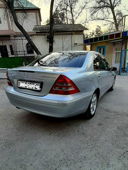 Продается Mercedes Benz C200 Kompressor, W203