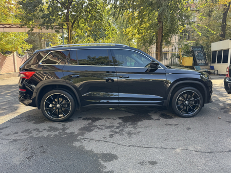 Продам диски ABT R20 9J 5x112 ET30 dia 66.6 с резиной
