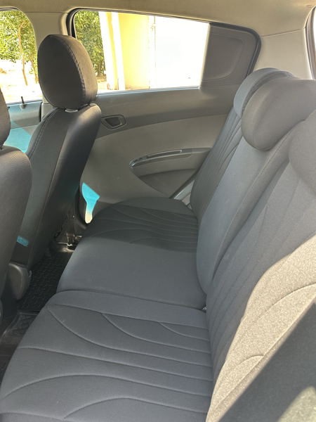 Spark sotiladi 2016 tozza 93000 yurgan