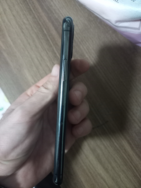 Iphone 11 pro sotiladi