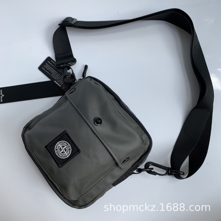 Сумка через плечо stone island