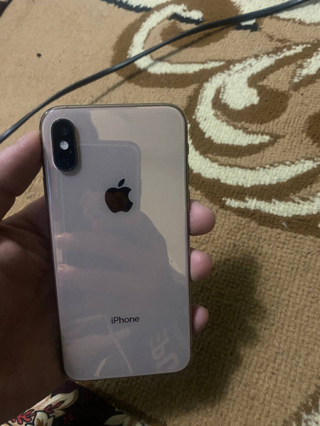 Iphone xs gold 64
