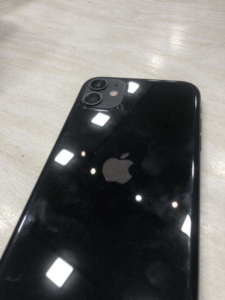 Iphone 11 64gb qora srochna sotiladi