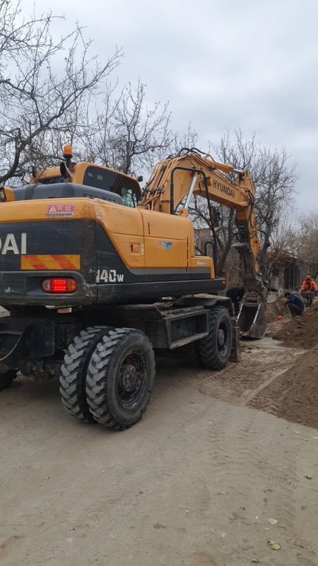 Hyundai Robex 140w ekskavotor