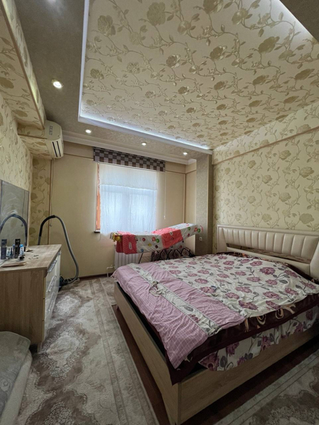 Nurafshon ko’cha sag’bon chorrahaga yaqin joyda 3xona 90m2