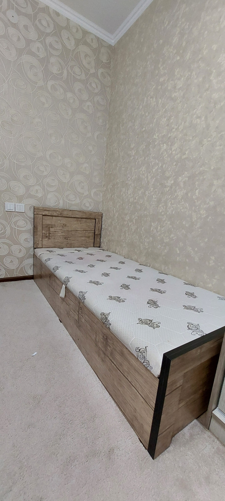 Продам 2 кровати сундук