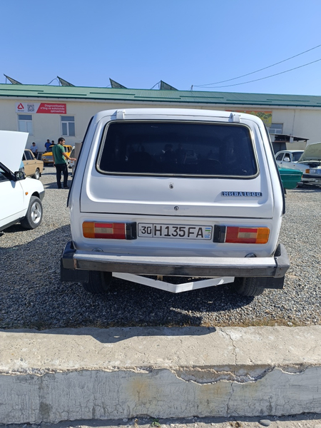 Niva 1985, propan, rangi oq
