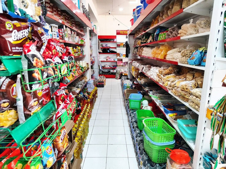 Srochni Supermarket sotiladi