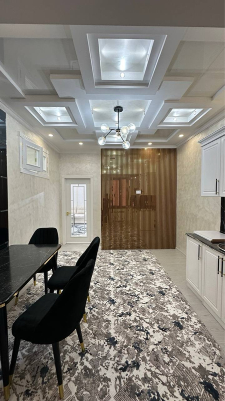 Продается 3 ком. Квартира на 1 этаже площадью 85 кв.м. В Вокзале