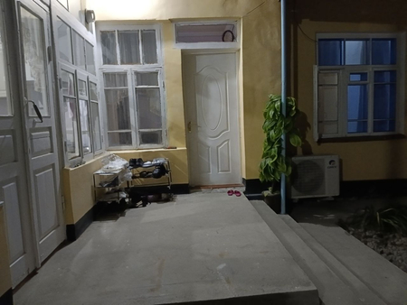 Toshkentda qizlar uchun ijaraga hovli