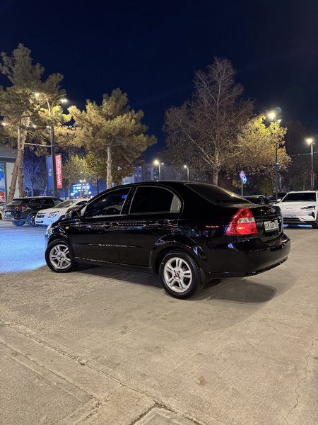Nexia 3 4 pozitsiya Avtomat polni Navarot