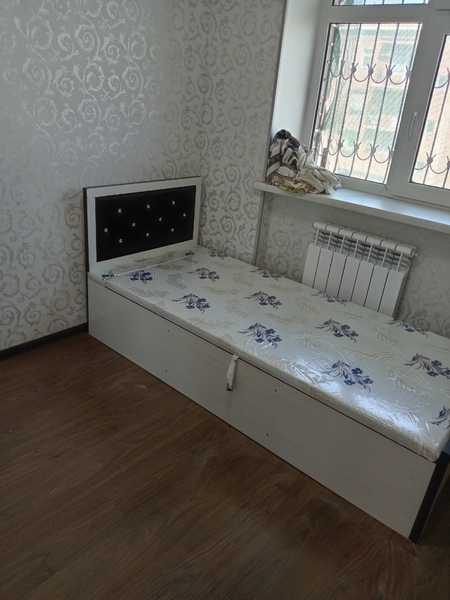 Сандукли кроват Аксия