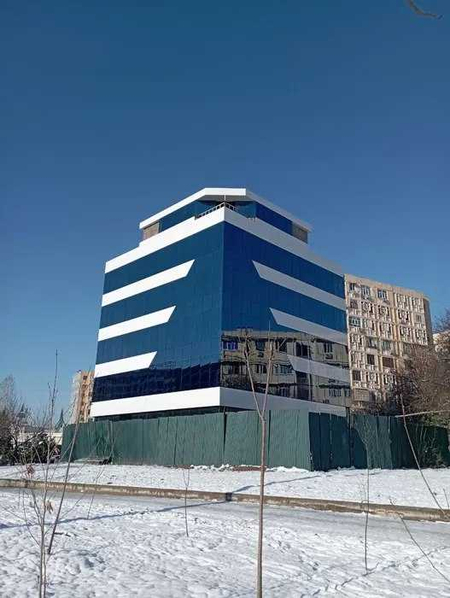 Сдаётся новое здание Ориентир Американский посольства  1600м2