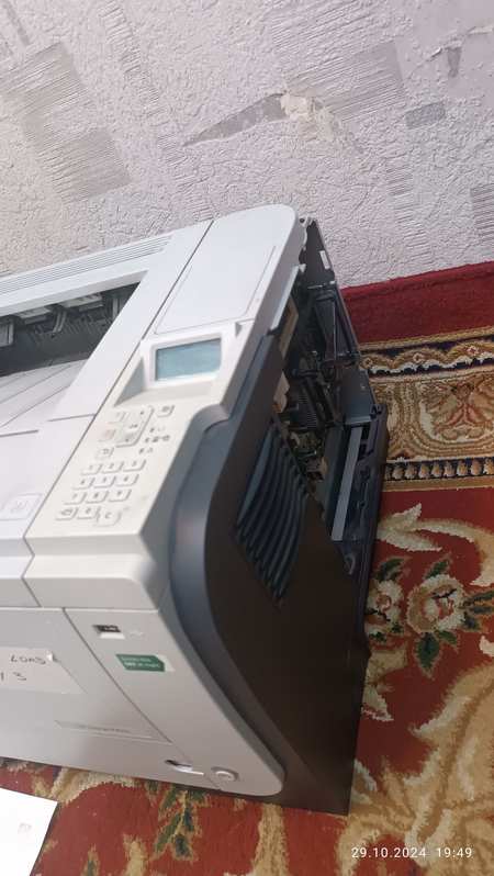 HP LaserJet P3015 Printer . Принтер