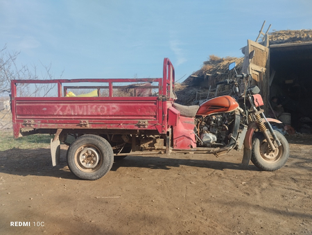 Motosikl   xamkor sotiladi