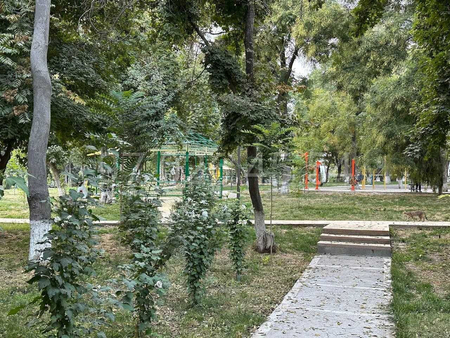 СРОЧНАЯ ЦЕНА! 1 комнатная Квартира Массив Ялангач, ЭКО Базар. КИРПИЧ!