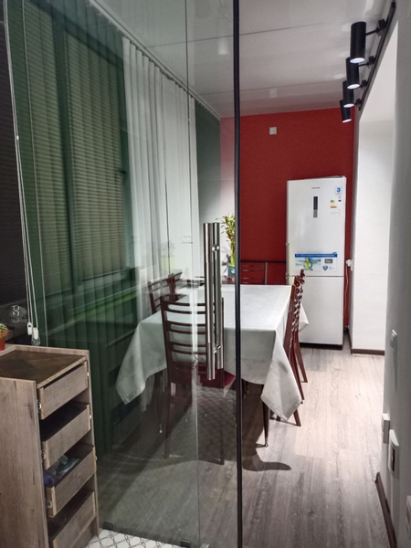 Продается квартира в стиле Хайтэк с садом